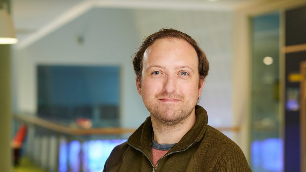 Shoot for the stars - Dr Robert Lyon | Edge Hill University | News