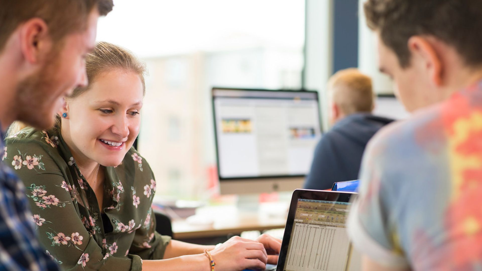 Parents' and supporters' guide to student living costs | Edge Hill Uni